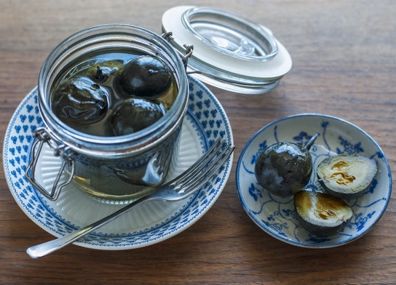 Pickled Walnuts - Wild Food UK